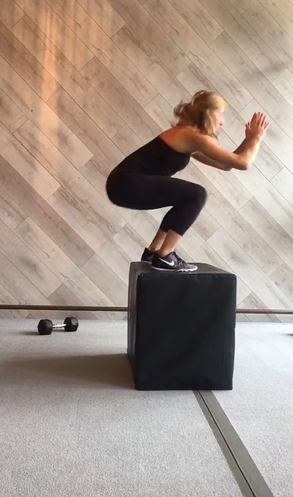 Your 30-minute Box Workout: Only One Heavy Dumbbell Needed - aSweatLife