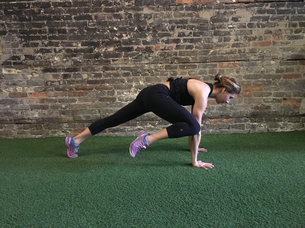 Kick Start Your Week With a Bodyweight Workout for 30 Minutes - aSweatLife