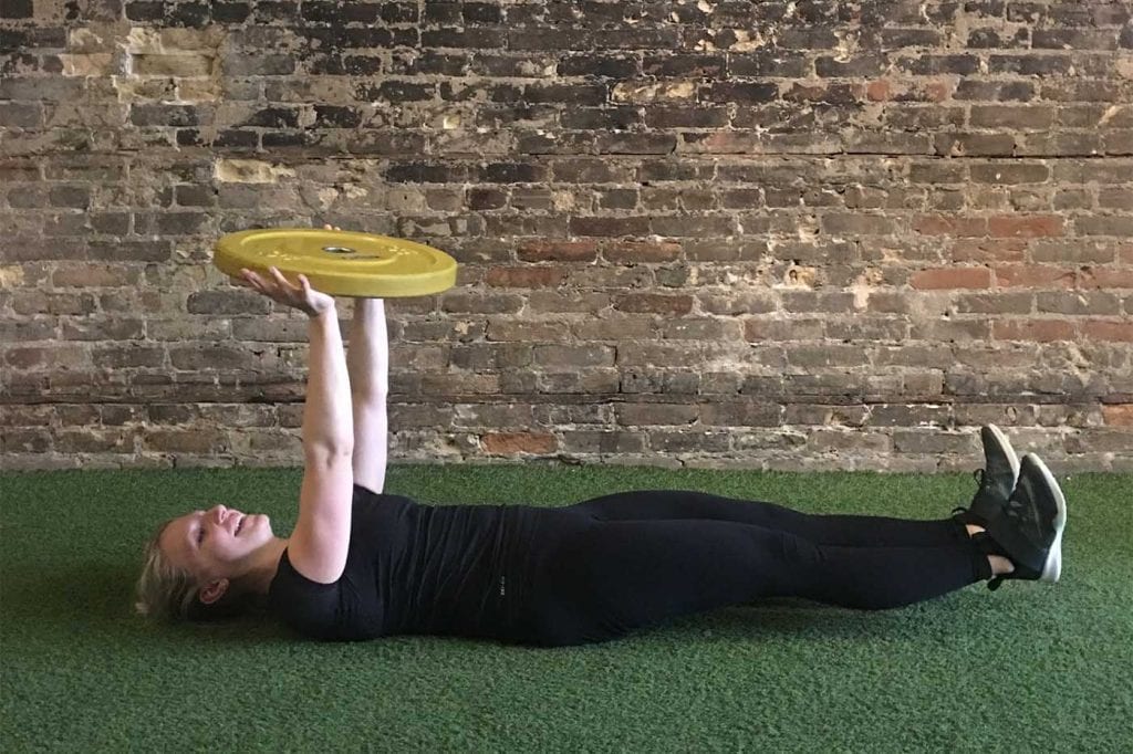 Your 30-Minute Plate Workout Perfect for Every Gym - aSweatLife
