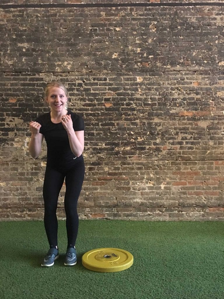 Your 30-Minute Plate Workout Perfect for Every Gym - aSweatLife