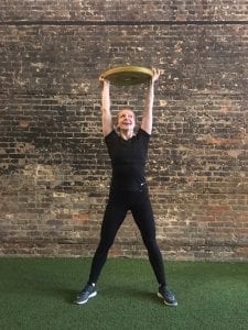 Your 30-Minute Plate Workout Perfect for Every Gym - aSweatLife