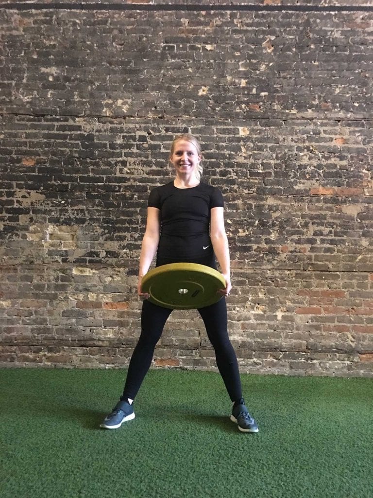 Your 30-Minute Plate Workout Perfect for Every Gym - aSweatLife