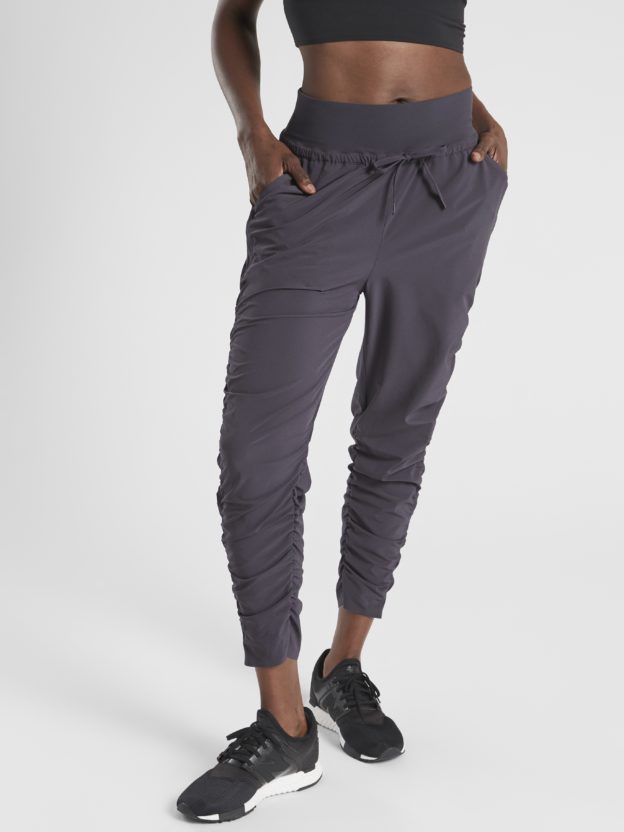The Most Versatile Activewear Pieces to Keep in Your Closet - aSweatLife